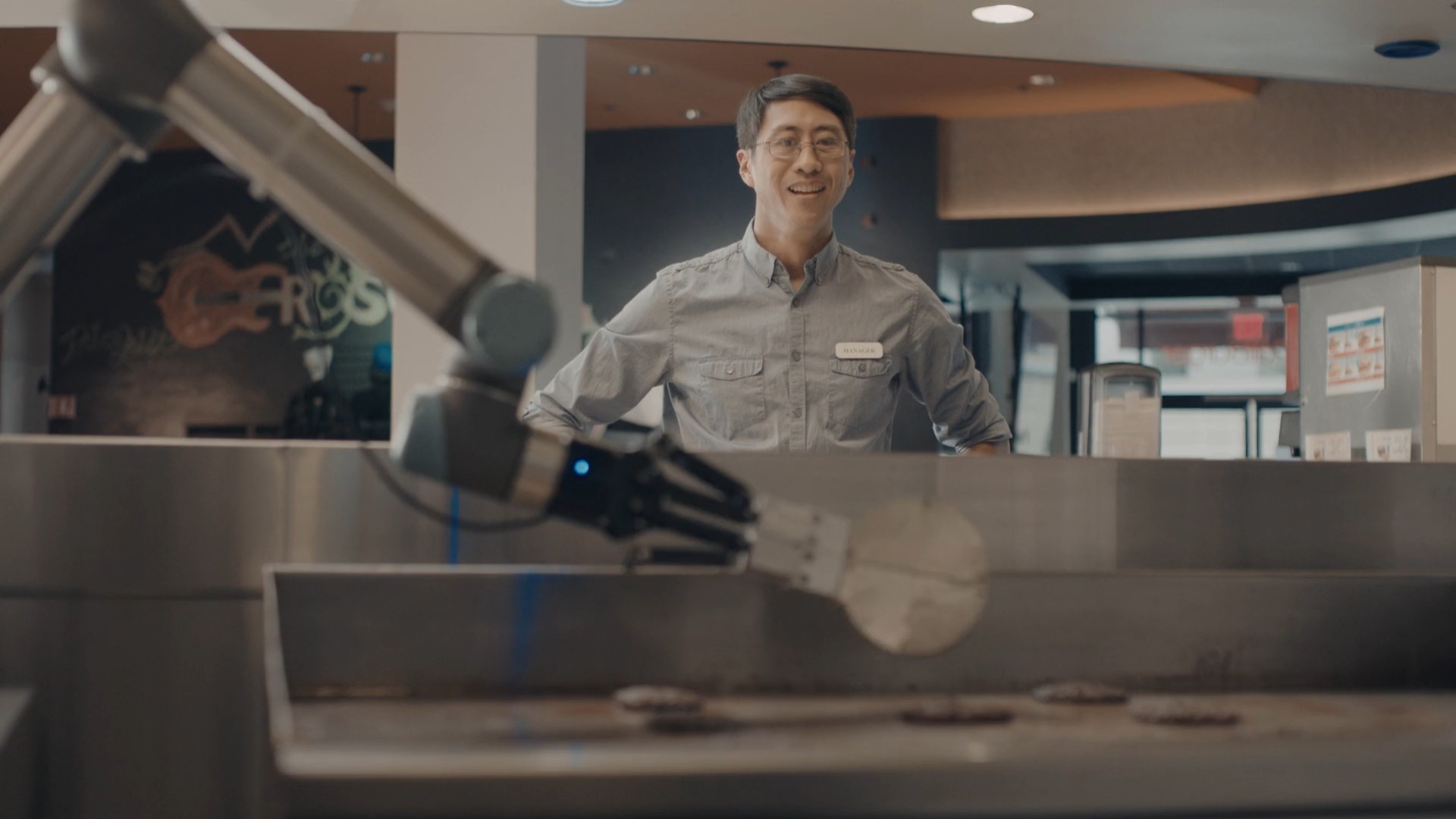 Flippy, il nuovo robot chef in cucina