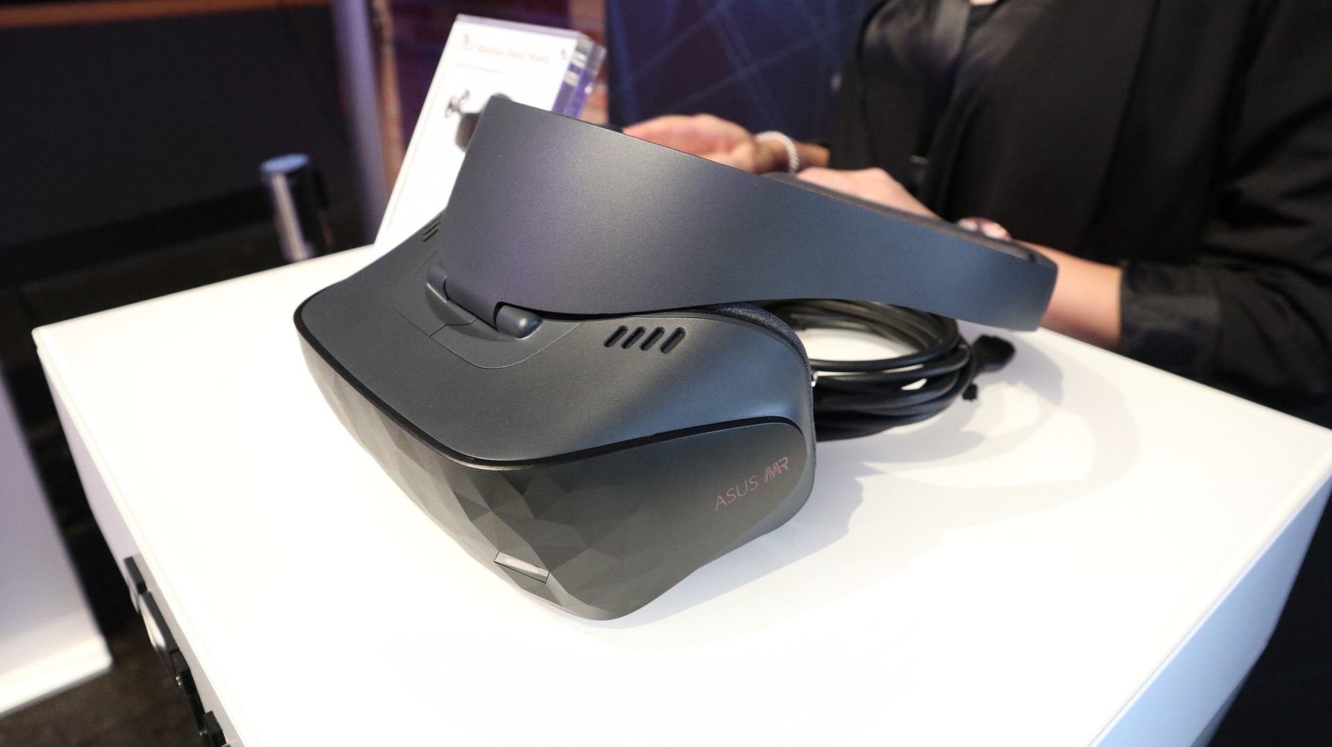 Windows Mixed Reality: arrivano le prime app nello Store
