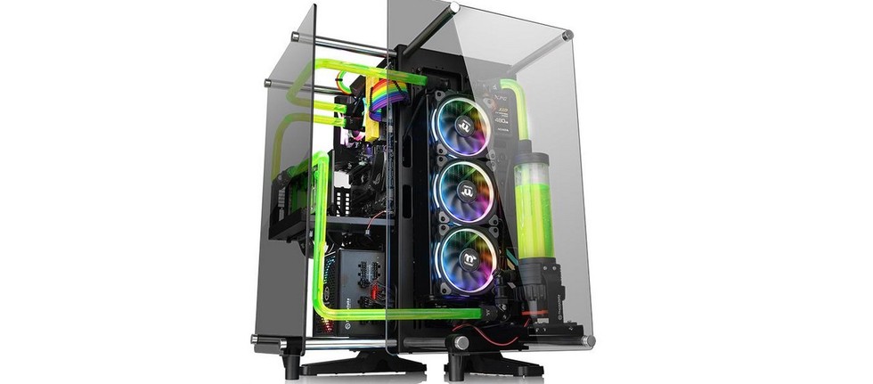Thermaltake Core P90: case per sistemi a liquido dal design innovativo
