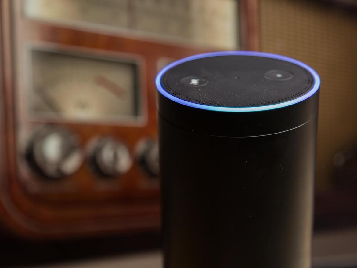 Amazon Echo 2° generazione in offerta a 69 euro o 84 euro con presa smart