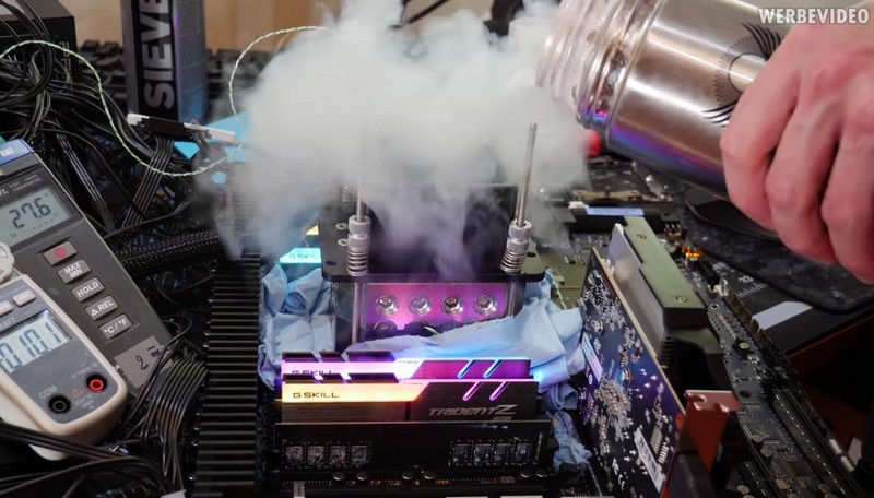 Intel Xeon W-3175X overclock a 5,5 GHz: prestazioni al top, ma consuma ...