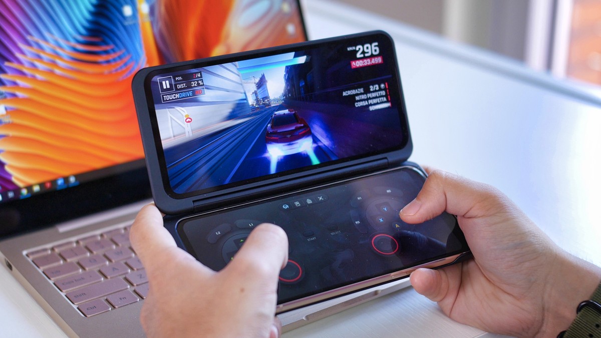 Recensione LG V60: a 899 euro con Dual Screen farà gola a tanti - HDblog.it