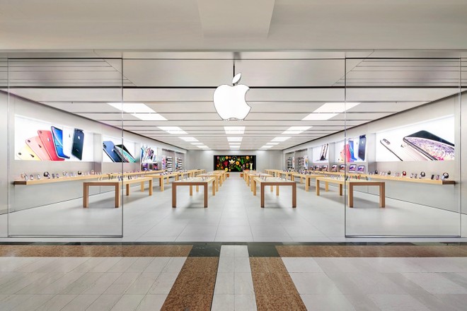 Apple Store: da domani tutti aperti in Italia, anche in Lombardia