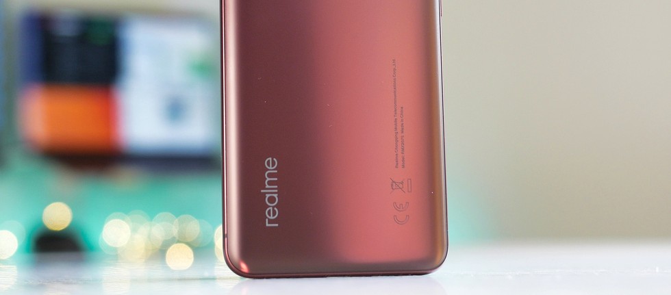 Realme RX2121 certificato dal TENAA. Un nuovo modello della famiglia X30?