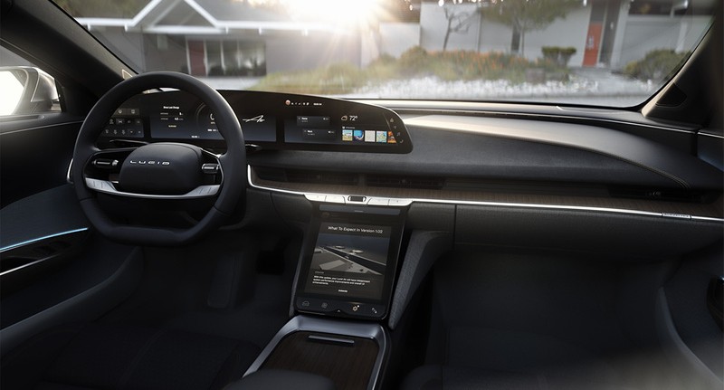 Android Auto arriva finalmente su tutte le Lucid Air