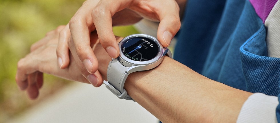 Samsung, sui Galaxy Watch 6 potrebbe ritornare la ghiera girevole
